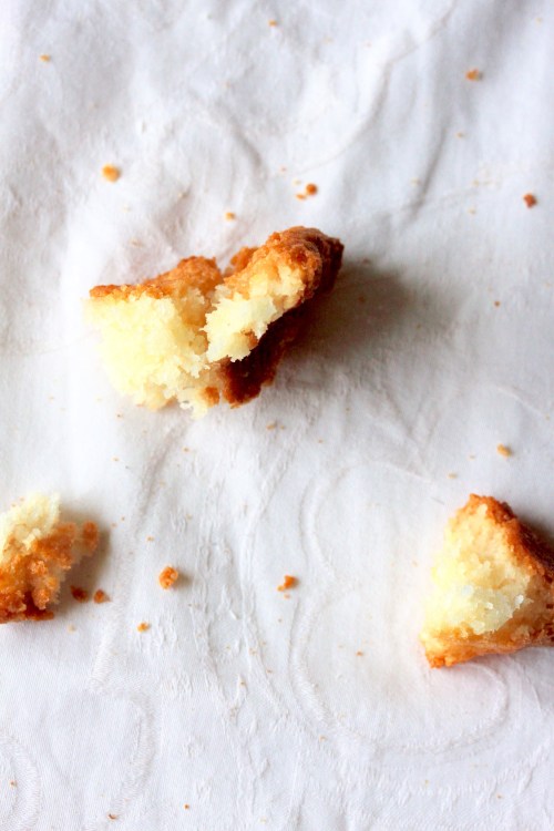 Coconut Macaroons | burnt toast